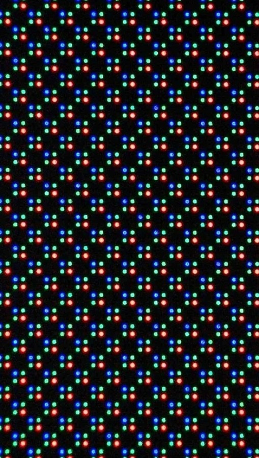 Galaxy S26 Ultra Privacy Display looks different under microscope