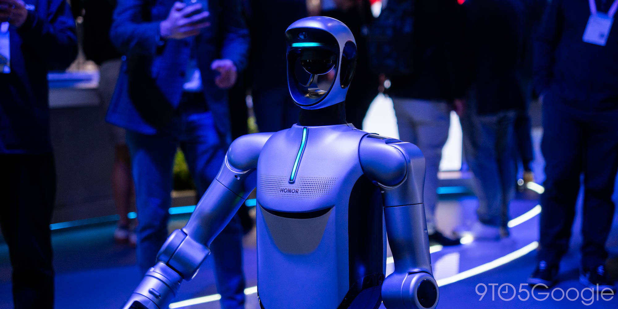 Honor Robot Phone launches later in 2026 with 200MP camera