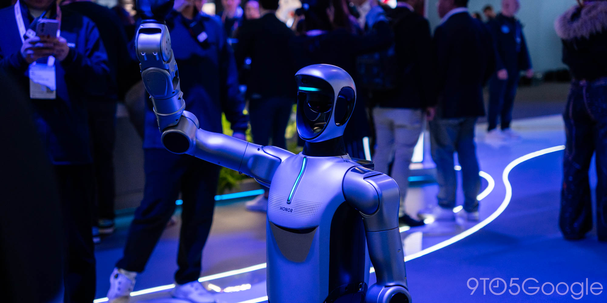 Honor Robot Phone launches later in 2026 with 200MP camera