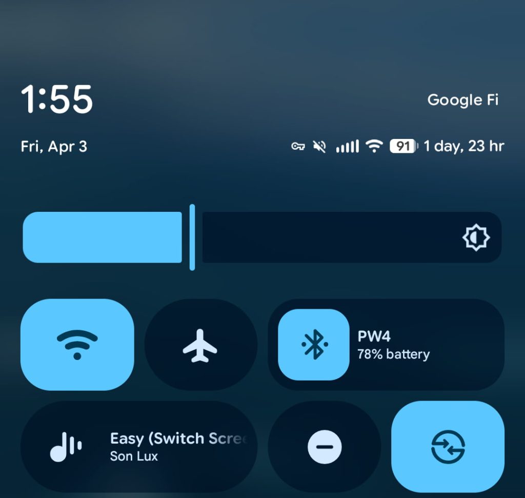 Google releases first Pixel Now Playing app update