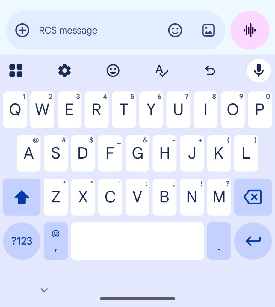 Google Messages makes the voice memo button more prominent