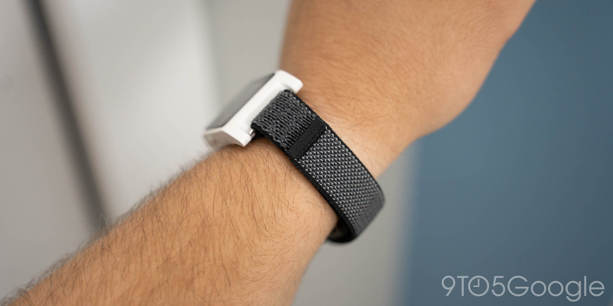 I strapped a Pebble watch to my Fitbit Air – can that be a real thing?